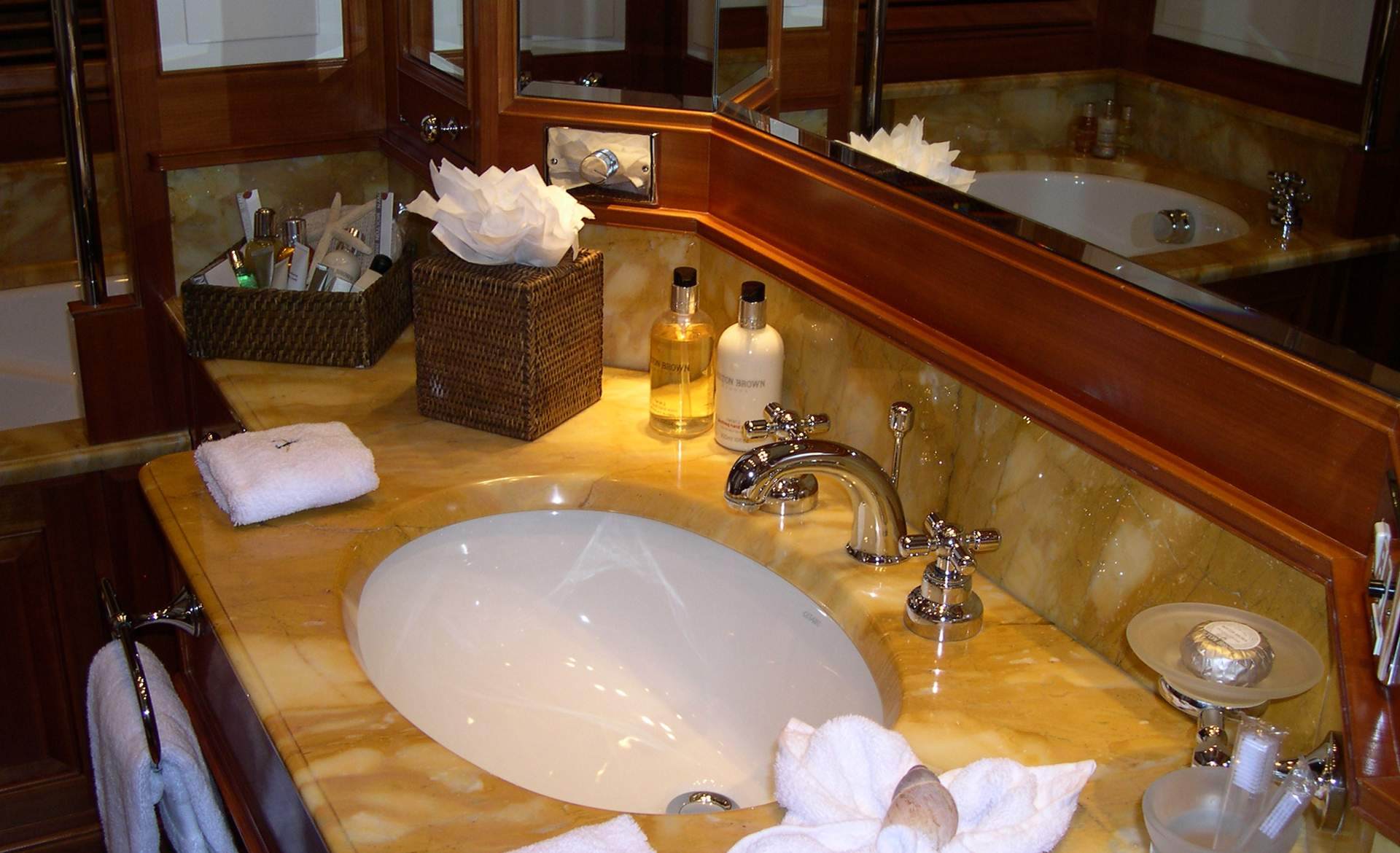 ALMYRA II Yacht - Perini Navi Yachts | Yacht Charter Fleet