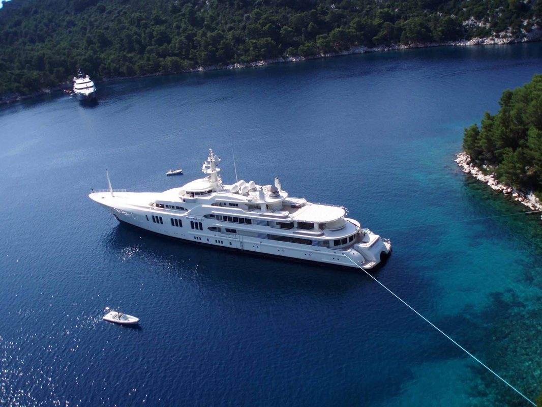 ECSTASEA Yacht - Feadship