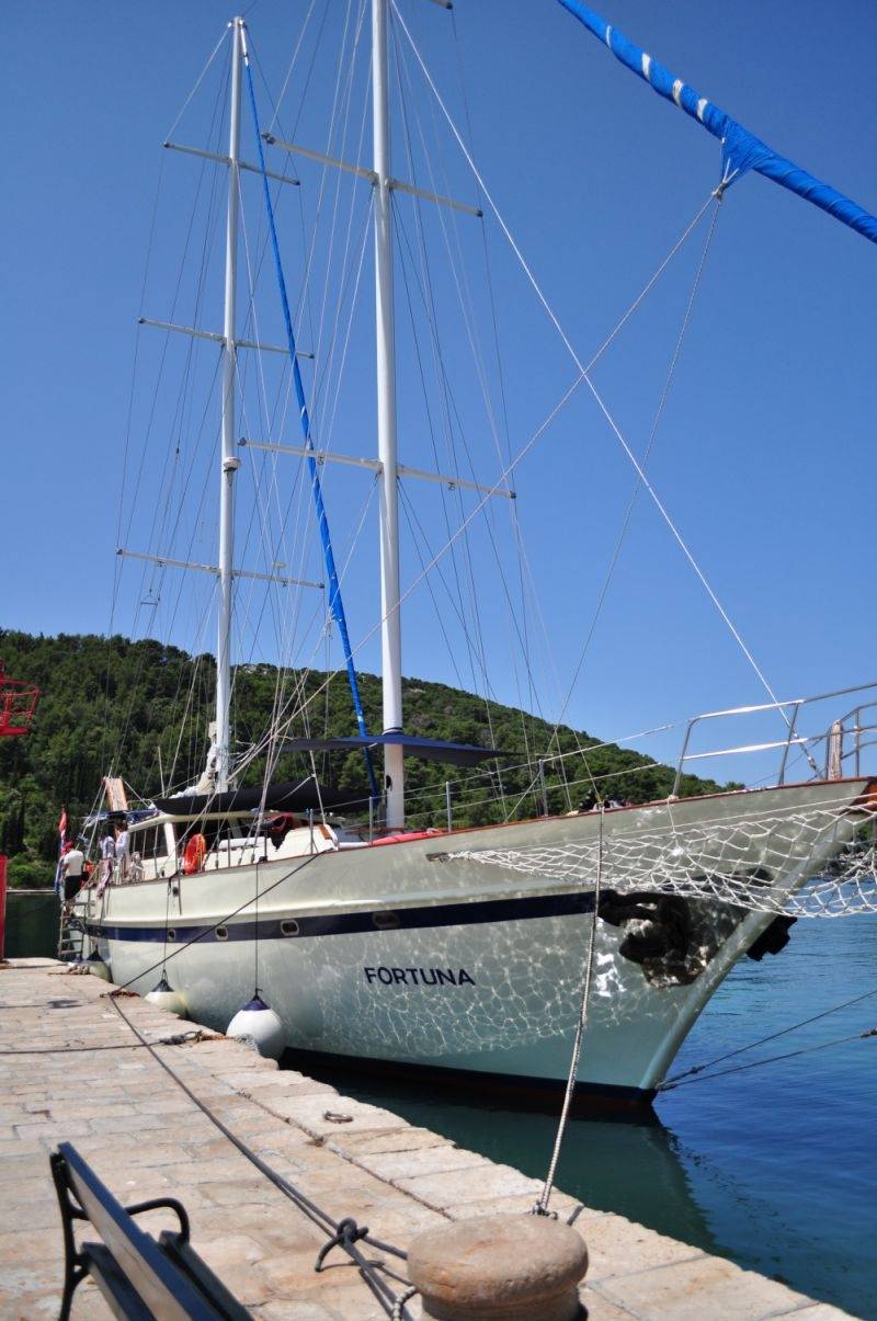 FORTUNA Yacht Photos - 33m Luxury Sail Yacht for Charter