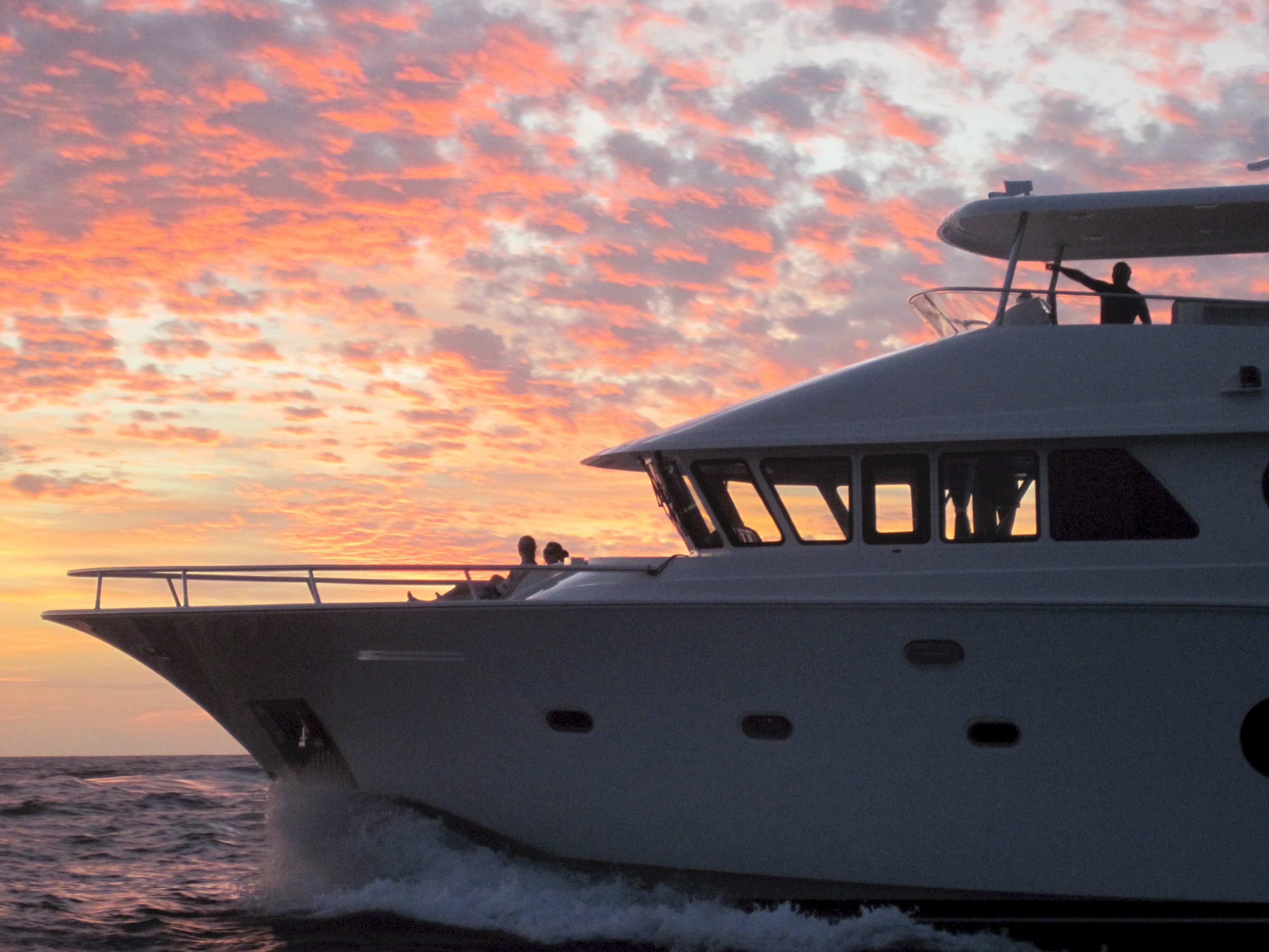 ADAMS 92' Yacht - Unknown | Yacht Charter Fleet