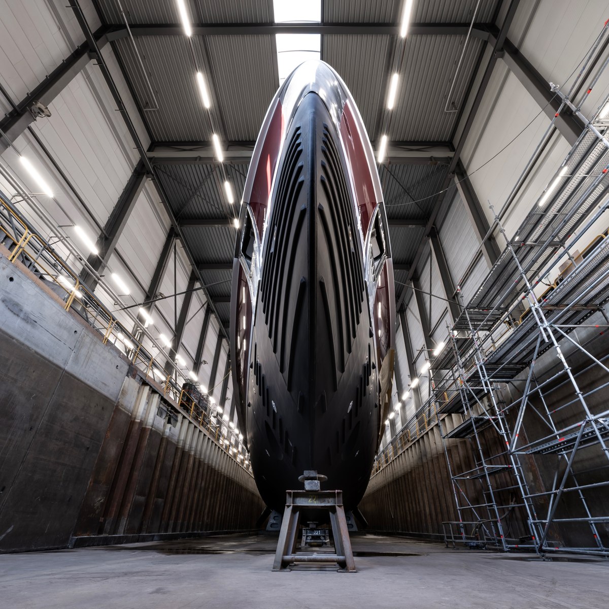 67-meter Heesen yacht SPARTA hits the water | YachtCharterFleet