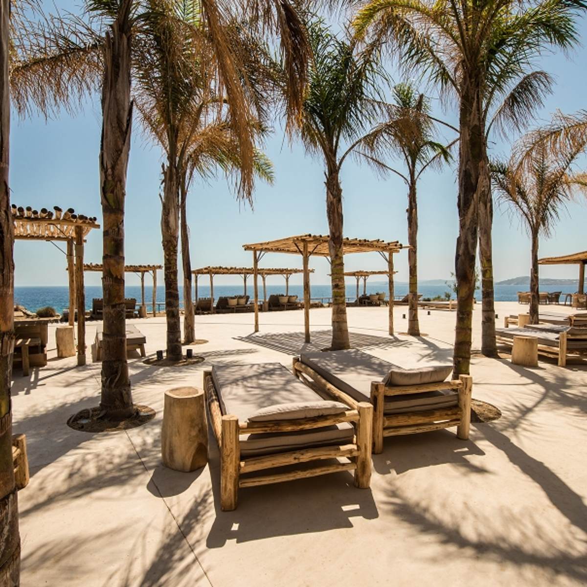 9 of the best Mediterranean beach clubs to visit by superyacht ...