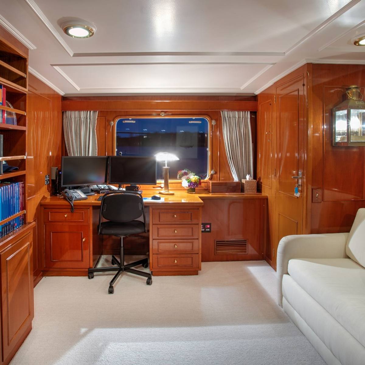 Relaunch of 40-meter classic Feadship CETACEA | YachtCharterFleet
