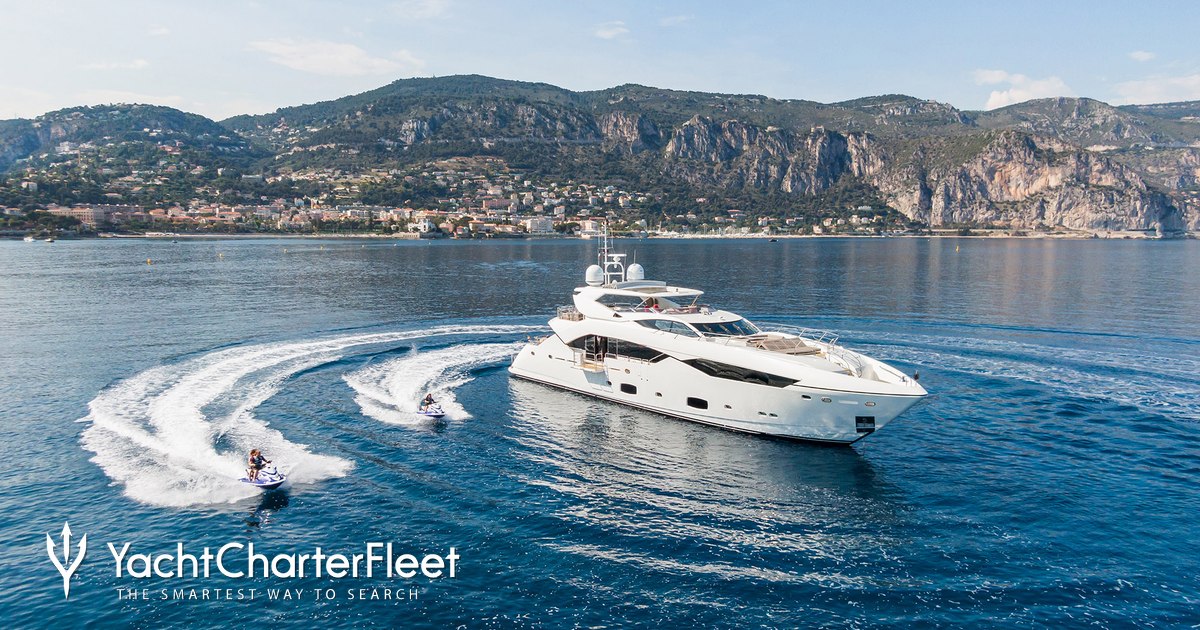 MAORO Yacht Layout / General Arrangement Plans - 35m Sunseeker Motor Yacht