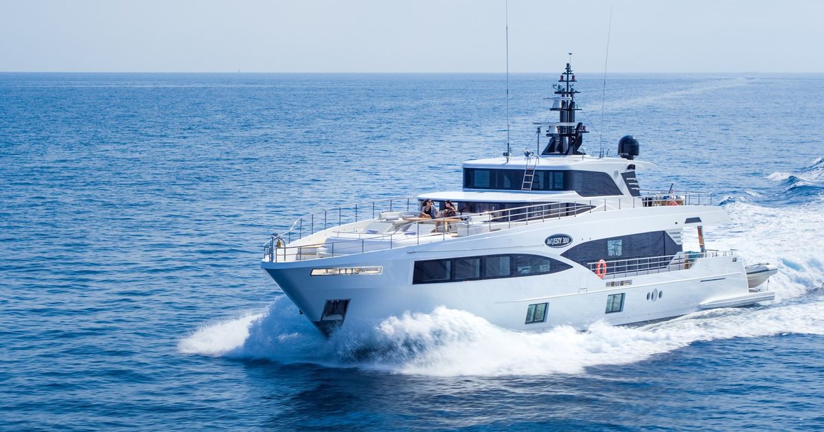 Brand new yacht OCEAN VIEW available for luxury Caribbean charters ...