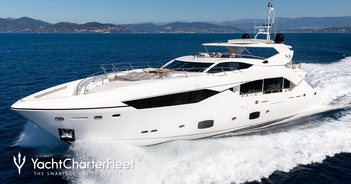 LADY VOLANTIS Yacht Layout / General Arrangement Plans - 35m Sunseeker ...