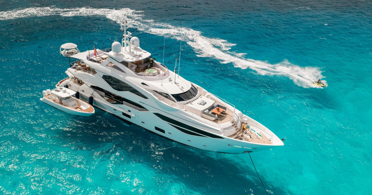 Sunseeker Charter Yacht CAPTAIN MORGAN III Returns To Antigua Charter ...