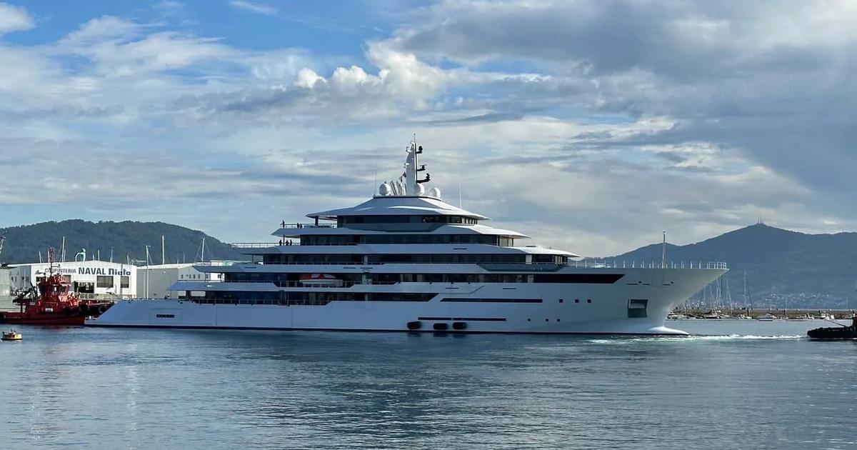 112-meter RENAISSANCE joins the charter fleet | YachtCharterFleet