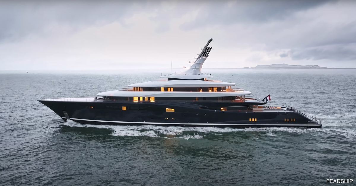 Watch: Feadship's groundbreaking largest yacht Project 821 completes ...