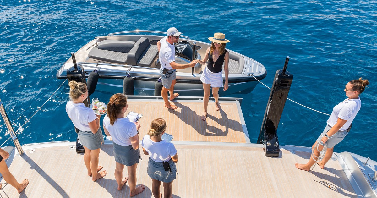 BEST CHARTER YACHT CREW: Finalists revealed | YachtCharterFleet