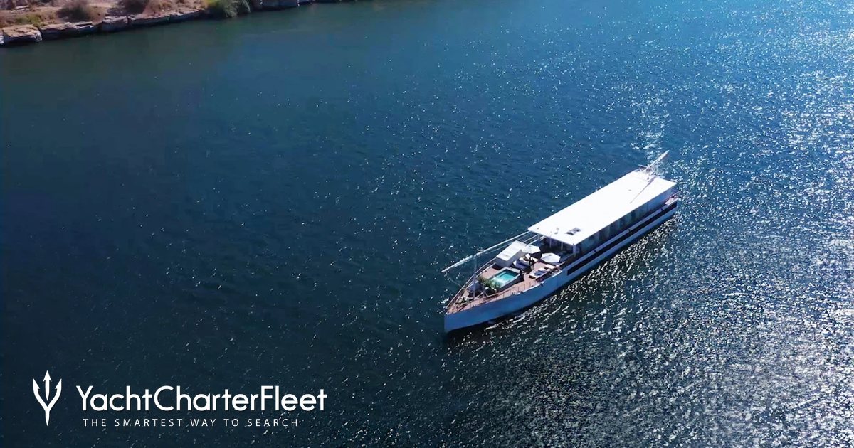 BERGE Yacht Charter Price - Custom Luxury Yacht Charter