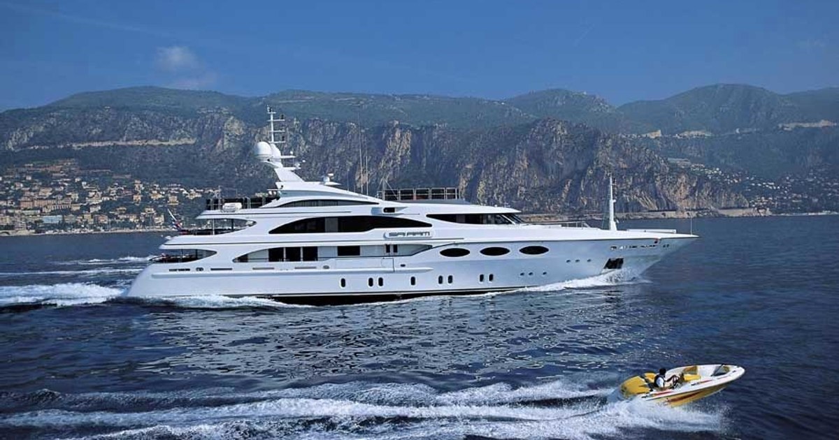 Motor Yacht ‘Sai Ram’ Lowers Caribbean Charter Rate | YachtCharterFleet