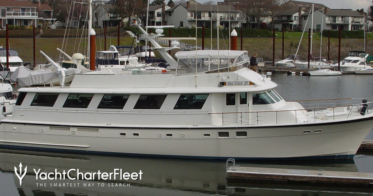 SECTION 37 Yacht - Hatteras Yachts