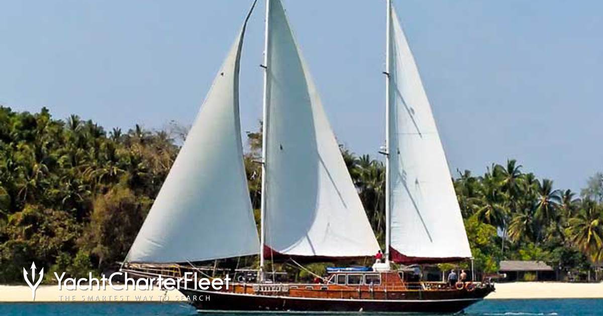 CLASSIC KETCH Yacht Photos - Custom