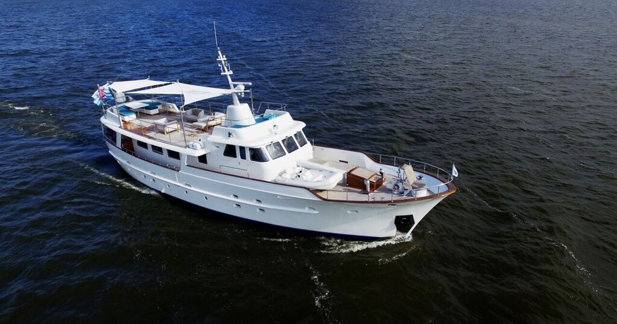 Classic Feadship Superyacht MONARA Available For Charter ...