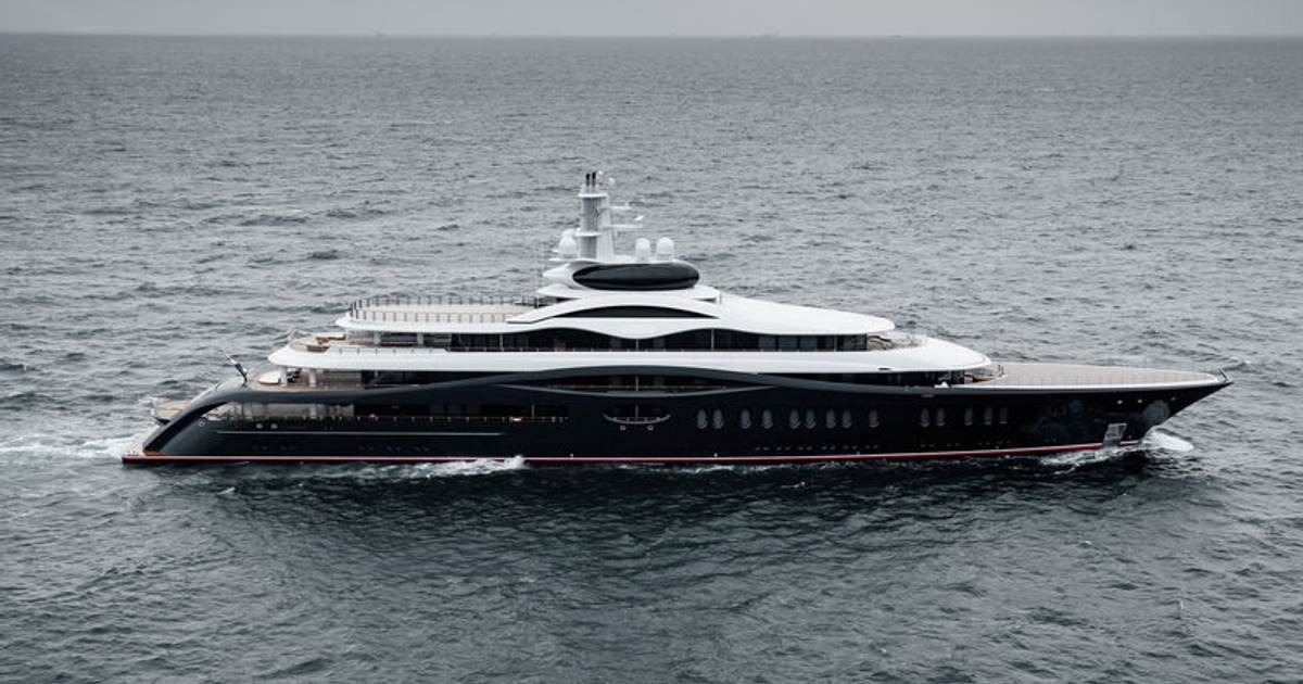 118m Feadship superyacht KATYUSHA undertakes sea trials | YachtCharterFleet