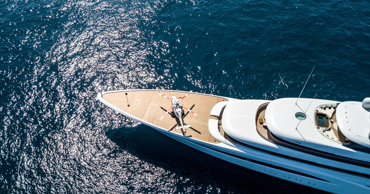 Charter Yachts with a fully-certified helipad | YachtCharterFleet