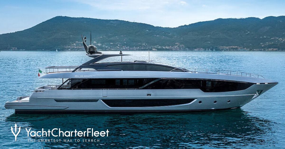 ICONA Yacht Charter Price - Riva Luxury Yacht Charter