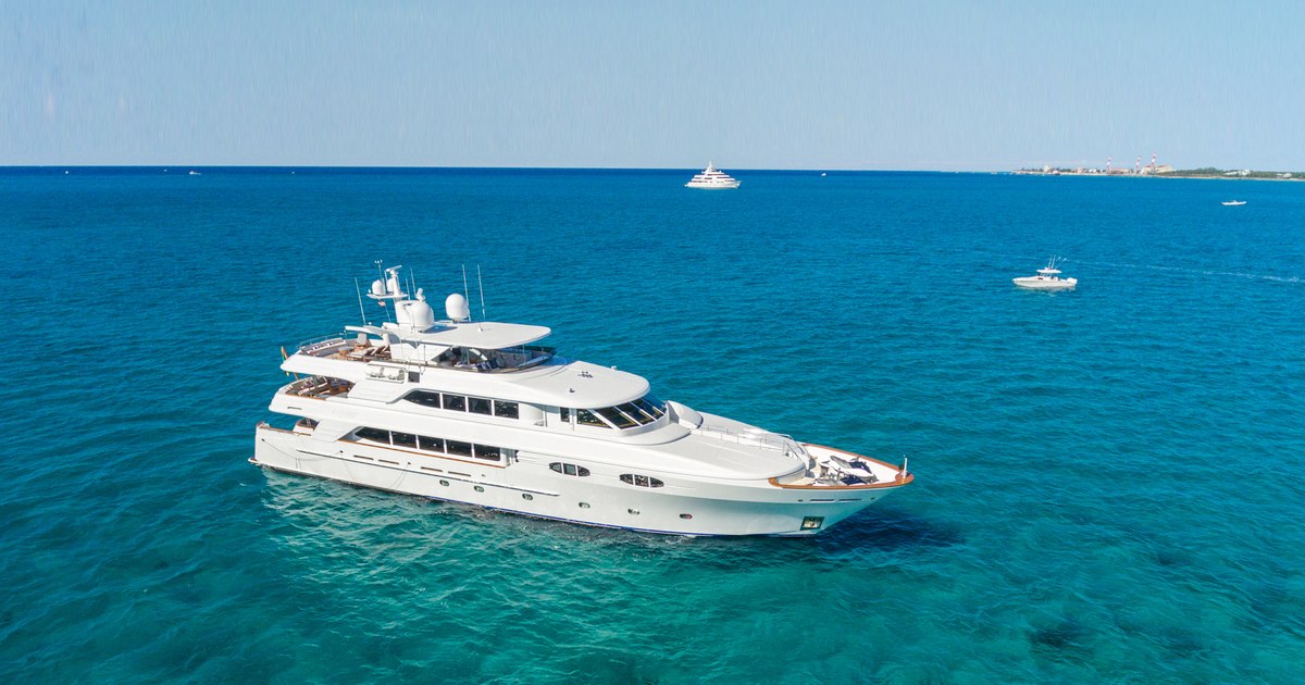 Explore the Bahamas on special weekly rates from 42M MISS STEPHANIE ...