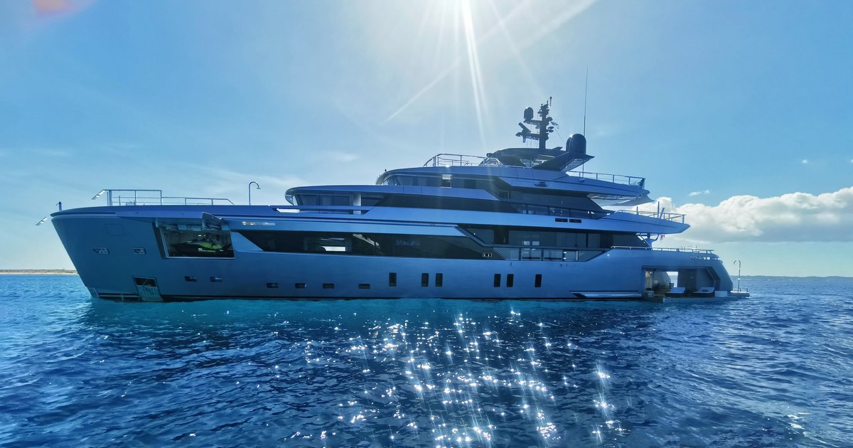 44m superyacht PANDION PEARL offers epic Mediterranean charter ...