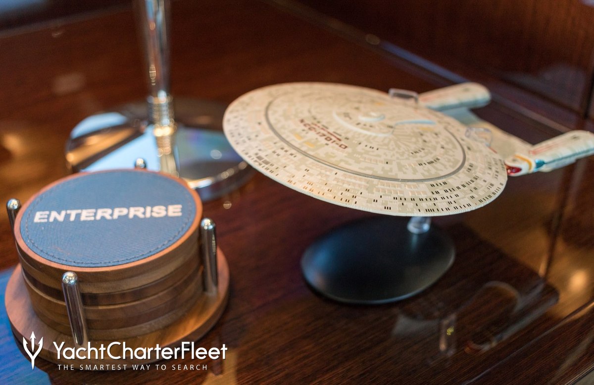 SYNERGY Yacht Charter Price - Sunseeker Luxury Yacht Charter