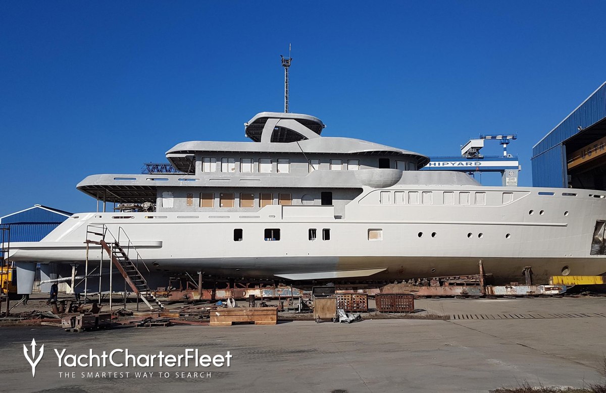METEOR Yacht - Mural Yachts