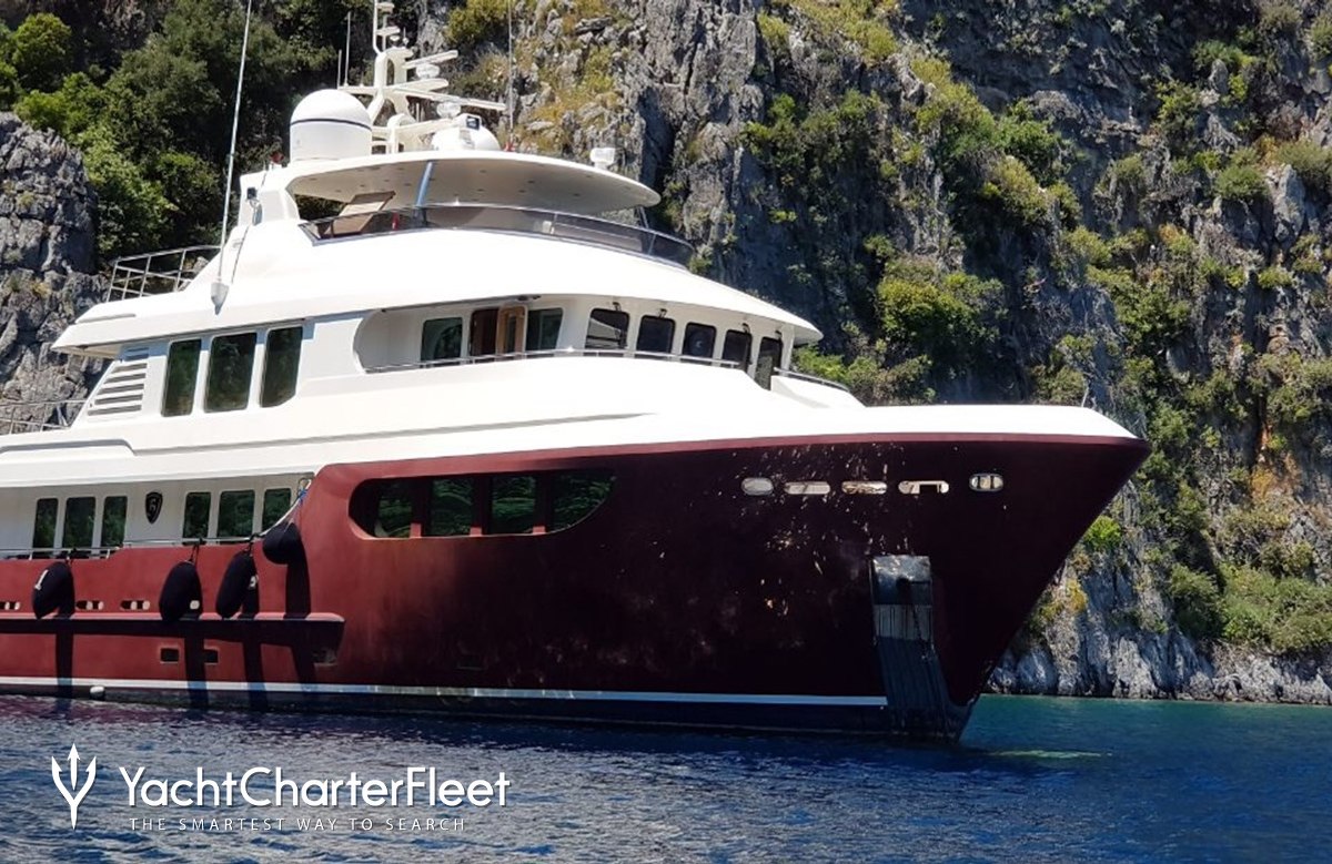 BANDIDO Yacht Photos - Jade Yachts