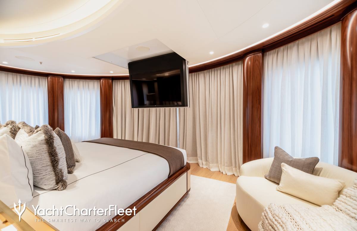 CALEX Yacht Photos - 67m Luxury Motor Yacht for Charter