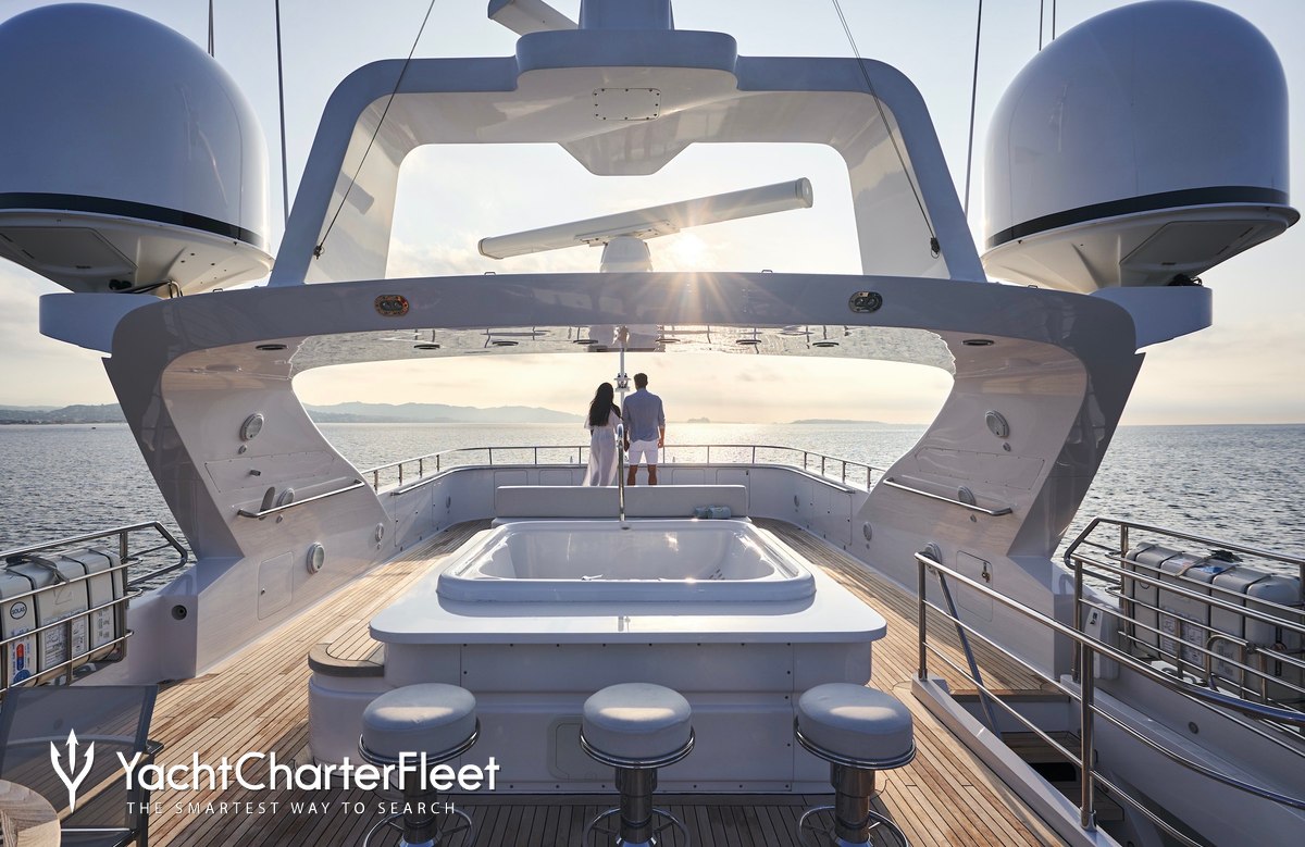 SEASHELL Yacht Photos - 34m Luxury Motor Yacht for Charter