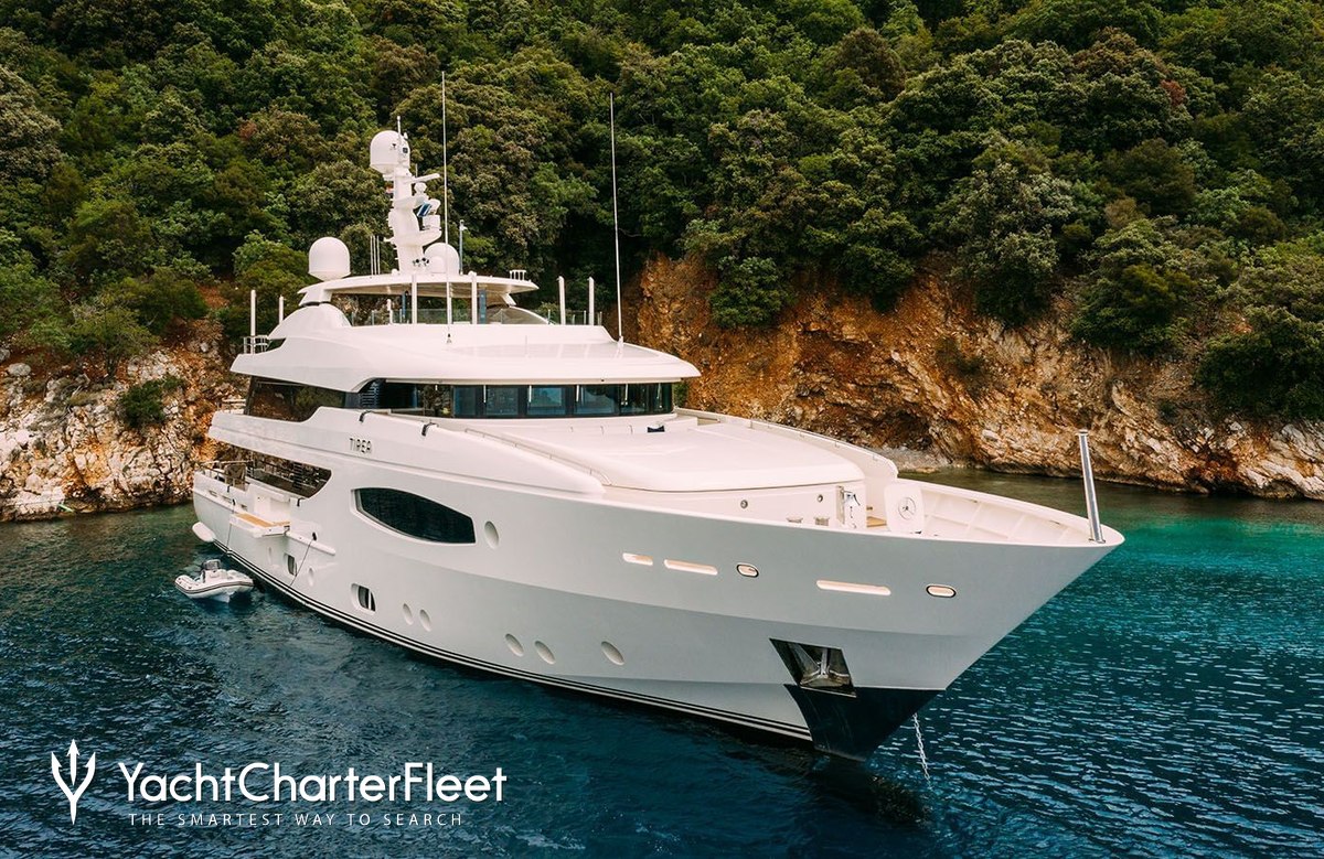 TIREA Yacht Photos - 45m Luxury Motor Yacht for Charter