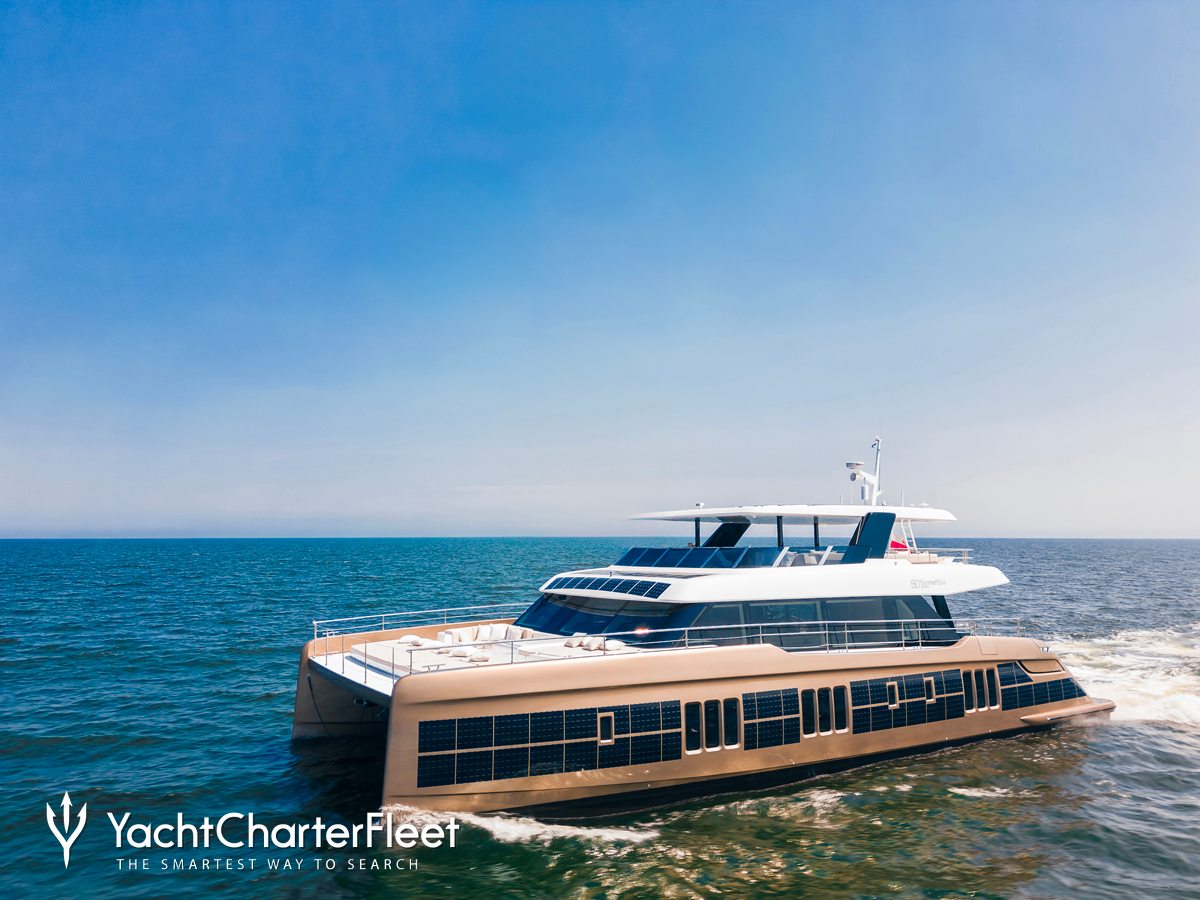 SOL Yacht Photos - 24m Luxury Motor Yacht for Charter