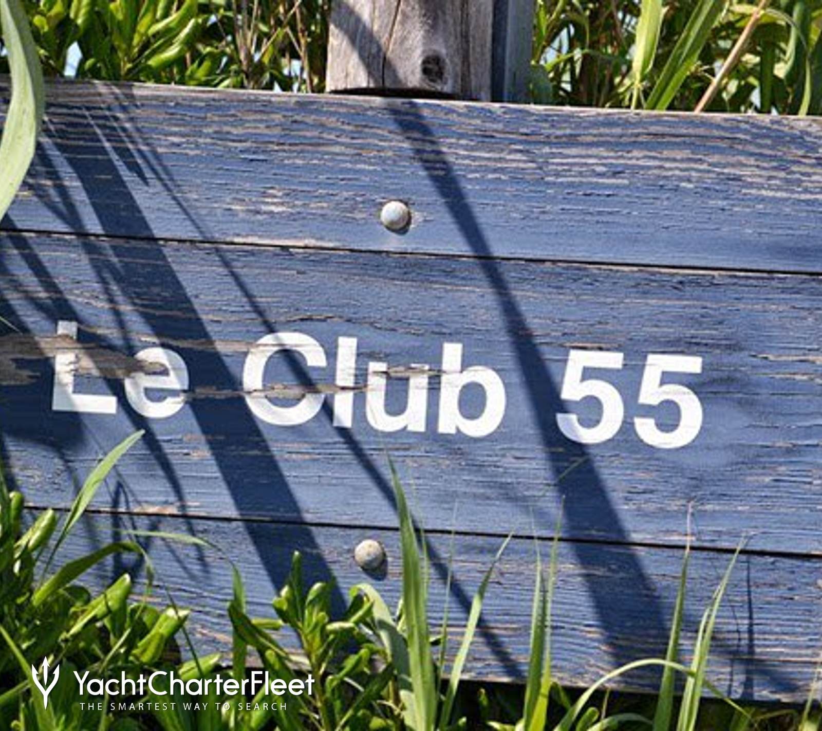 Where to Dine during a St Tropez Superyacht Charter | YachtCharterFleet