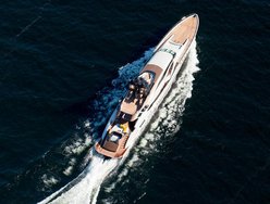 LADY M Yacht Photos - Palmer Johnson Yachts