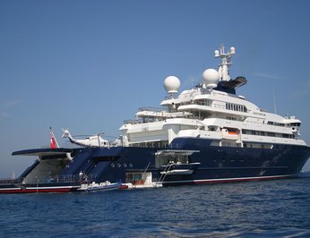 OCTOPUS Yacht Photos - 126m Luxury Motor Yacht for Charter