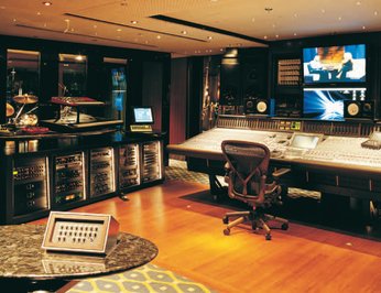 OCTOPUS Yacht Photos - 126m Luxury Motor Yacht for Charter