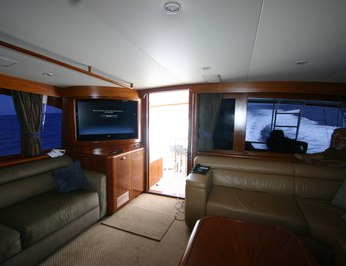 WHAT A COUNTRY Yacht Photos - Merritt Boat Works