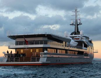 ABEONA Yacht Photos - Damen Yachting