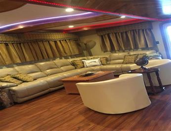 LE COLBY JEAN Yacht Photos - Custom