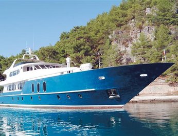 OCEAN QUEEN Yacht Photos - Miss Tor Yacht