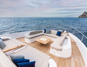 FAST Yacht Photos - 27m Luxury Motor Yacht for Charter