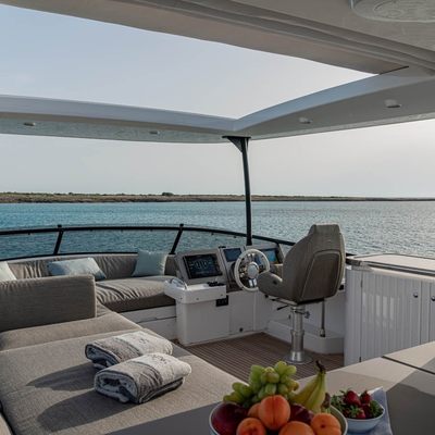 SOUL Yacht Charter Price - Azimut Yachts Luxury Yacht Charter