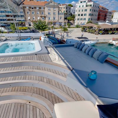 LIFE IS GOOD Yacht Charter Price - BrodoTrogir Luxury Yacht Charter