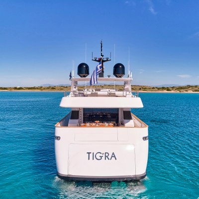TIGRA Yacht Charter Price - Cantieri di Pisa Luxury Yacht Charter