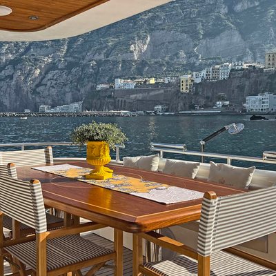 LA CHICCA Yacht Charter Price - Benetti Yachts Luxury Yacht Charter