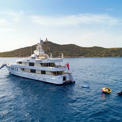 ADVENTURE Yacht Charter Price - Feadship Luxury Yacht Charter