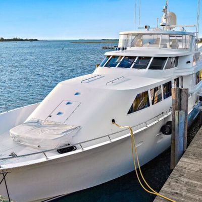 LADY GRACE Yacht Charter Price - Westport Yachts Luxury Yacht Charter