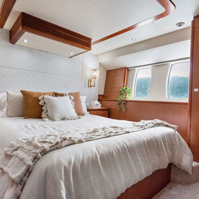 SEGARA Yacht Charter Price - Custom Luxury Yacht Charter