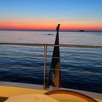 BIANCA II Yacht Charter Price - Canados Luxury Yacht Charter