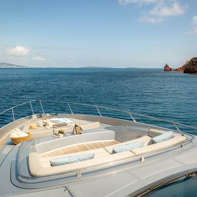 SOUL Yacht Charter Price - Riva Luxury Yacht Charter