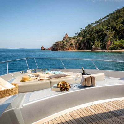SOUL Yacht Charter Price - Riva Luxury Yacht Charter